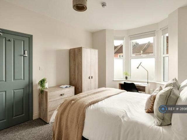 1 bedroom house share to rent