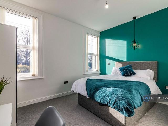 1 bedroom house share to rent