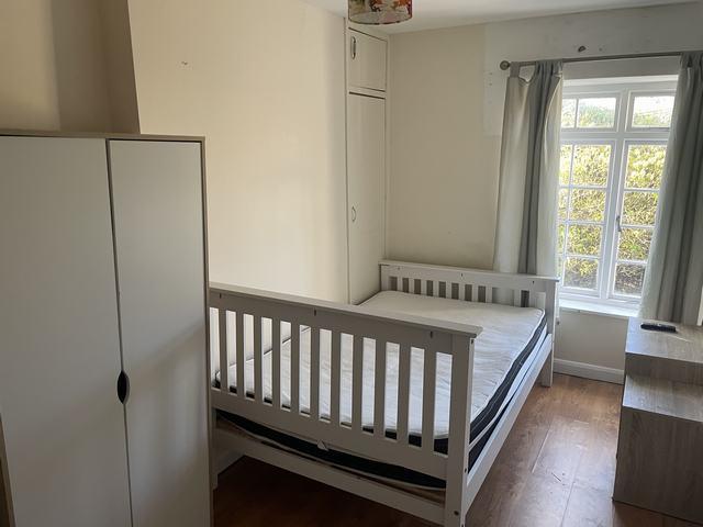 1 bedroom house share to rent