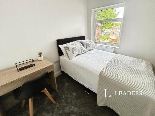 1 bedroom house share to rent
