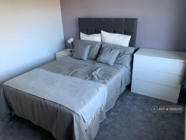 1 bedroom house share to rent