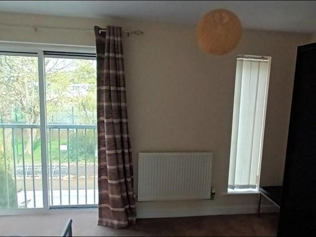 1 bedroom house share to rent