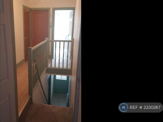1 bedroom house share to rent