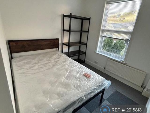 1 bedroom house share to rent