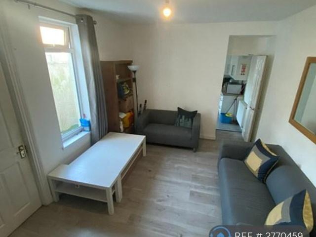 1 bedroom house share to rent