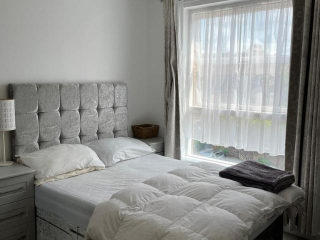 1 bedroom house share to rent