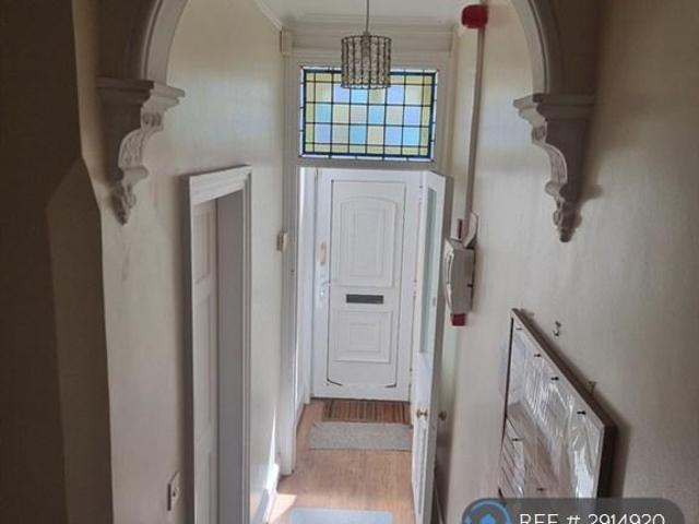 1 bedroom house share to rent