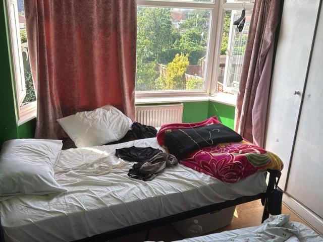 1 bedroom house share to rent