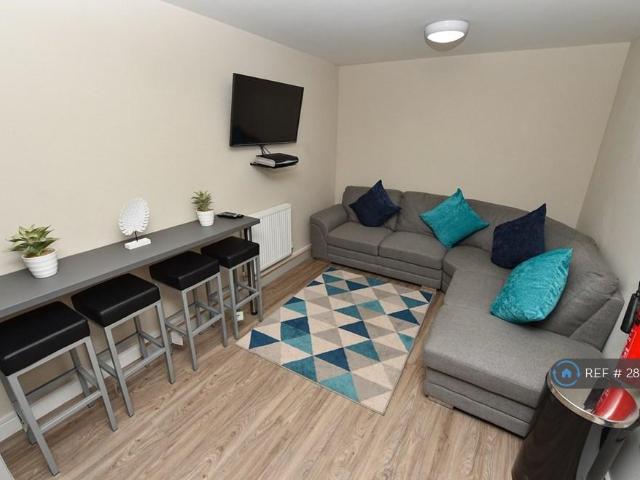 1 bedroom house share to rent