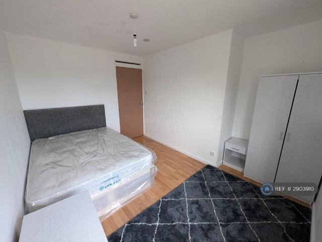 1 bedroom house share to rent