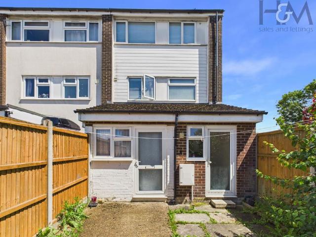 1 bedroom house share to rent