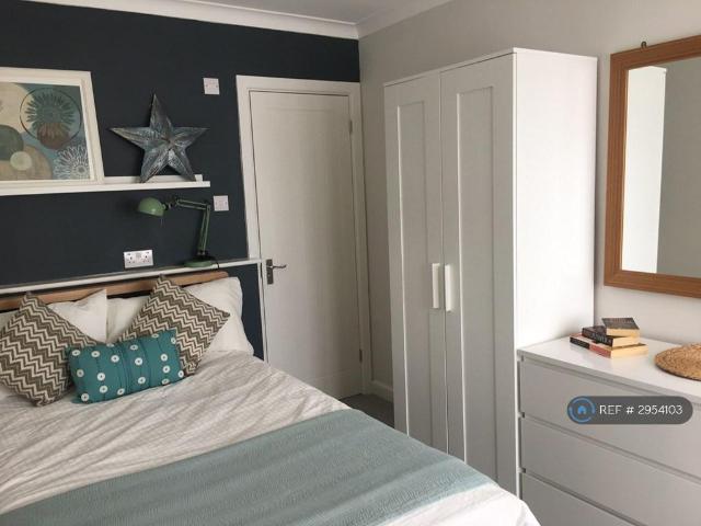 1 bedroom house share to rent