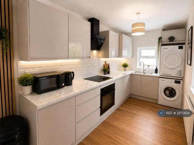 1 bedroom house share to rent