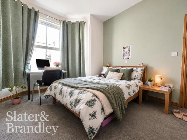 1 bedroom house share to rent