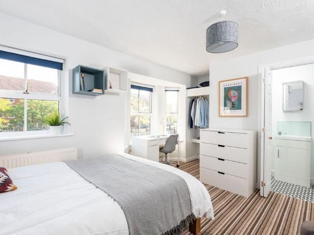 1 bedroom house share to rent