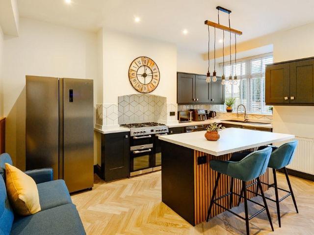 1 bedroom house share to rent