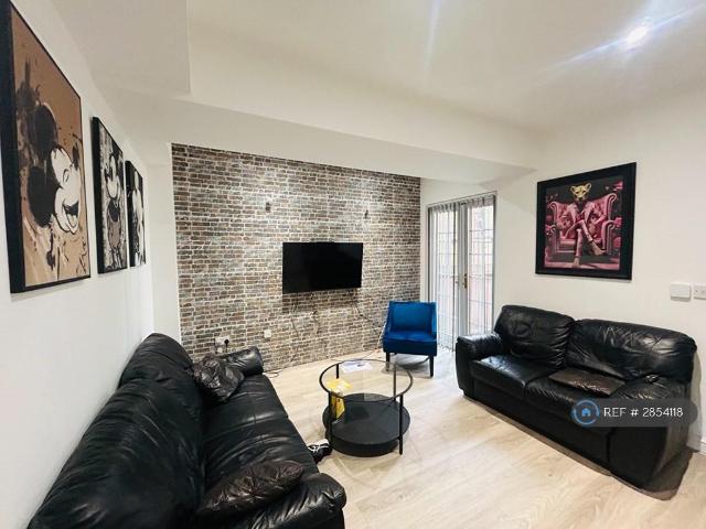 1 bedroom house share to rent