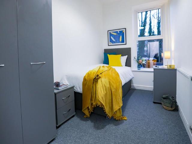 1 bedroom house share to rent