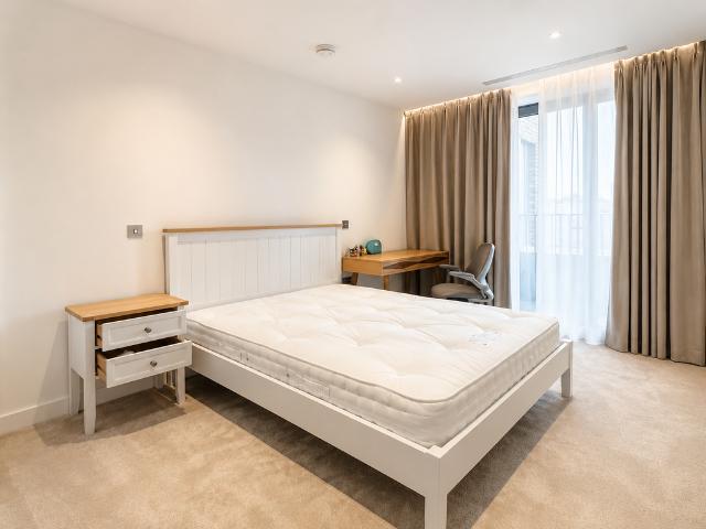 1 bedroom house share to rent