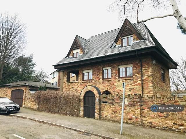1 bedroom house share to rent