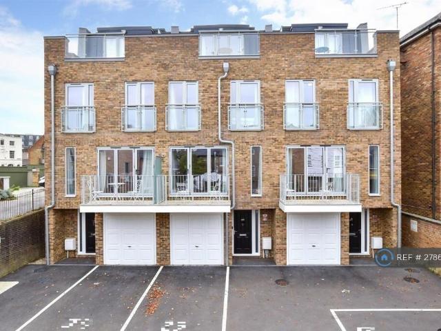 1 bedroom house share to rent