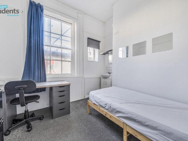 1 bedroom house share to rent