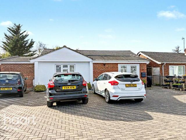 1 bedroom house share to rent