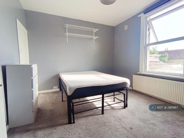 1 bedroom house share to rent