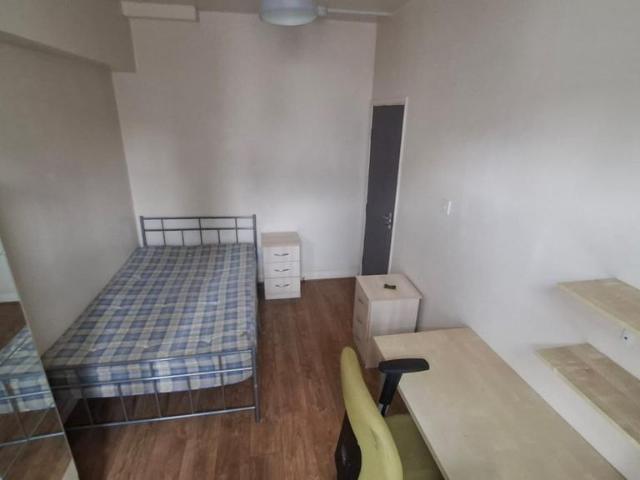 1 bedroom house share to rent
