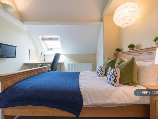 1 bedroom house share to rent