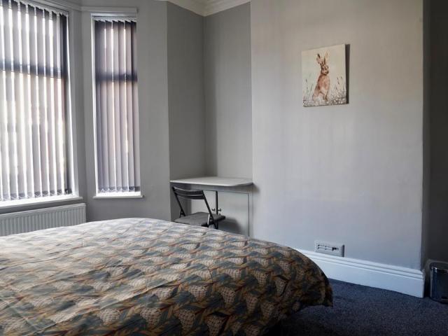 1 bedroom house share to rent