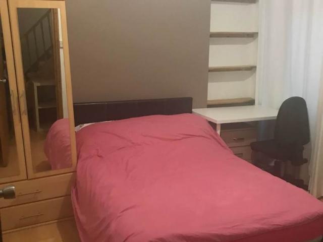 1 bedroom house share to rent
