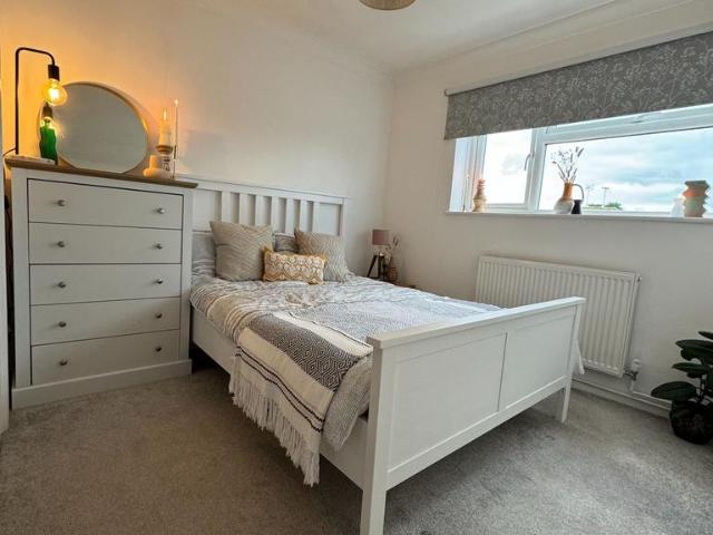 1 bedroom house share to rent