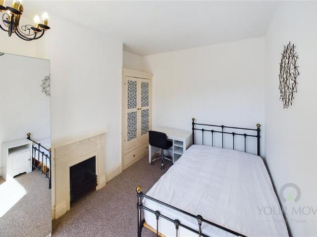 1 bedroom house share to rent