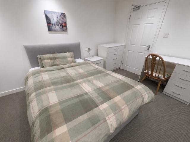1 bedroom house share to rent
