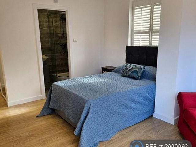 1 bedroom house share to rent