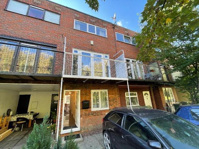 1 bedroom house share to rent