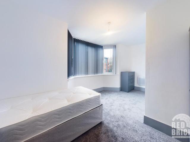 1 bedroom house share to rent