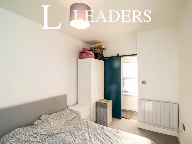 1 bedroom house share to rent