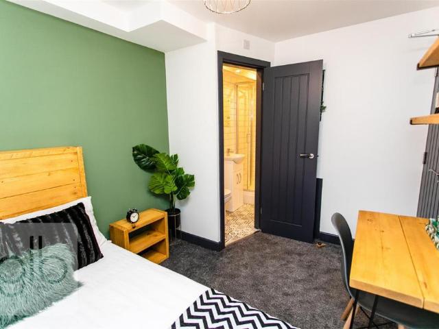 1 bedroom house share to rent