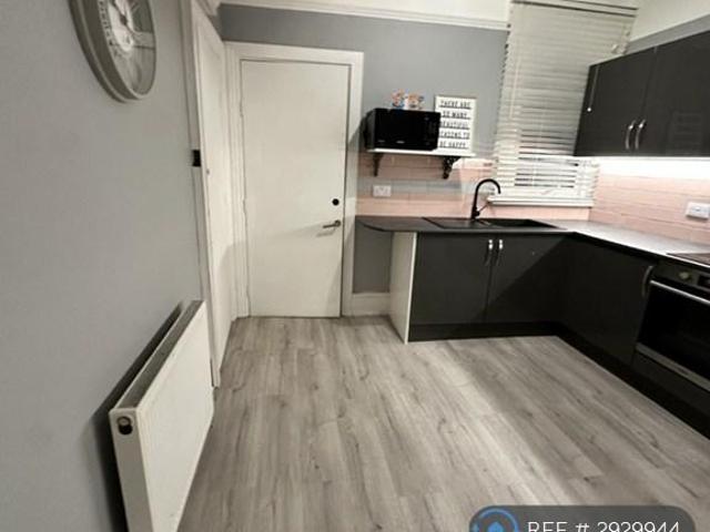 1 bedroom house share to rent