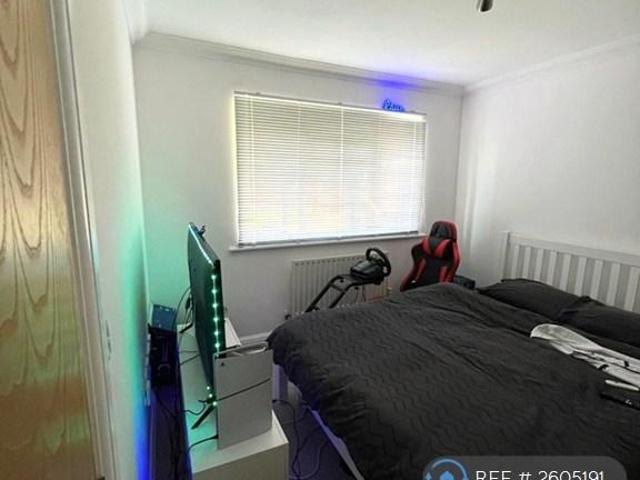 1 bedroom house share to rent