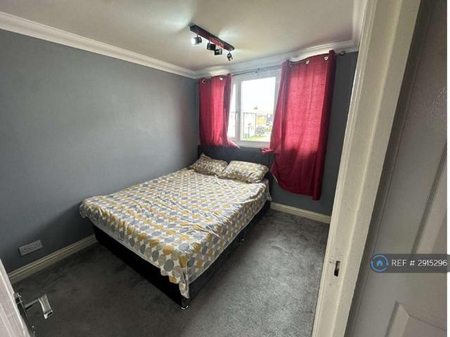 1 bedroom house share to rent