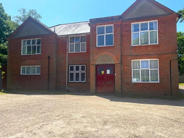 1 bedroom house share to rent