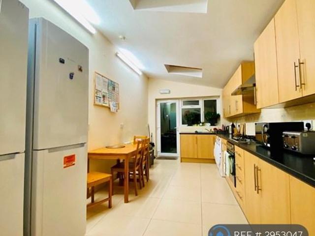 1 bedroom house share to rent
