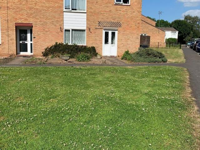 1 bedroom house share to rent