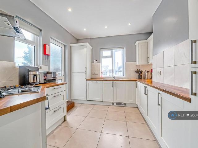 1 bedroom house share to rent