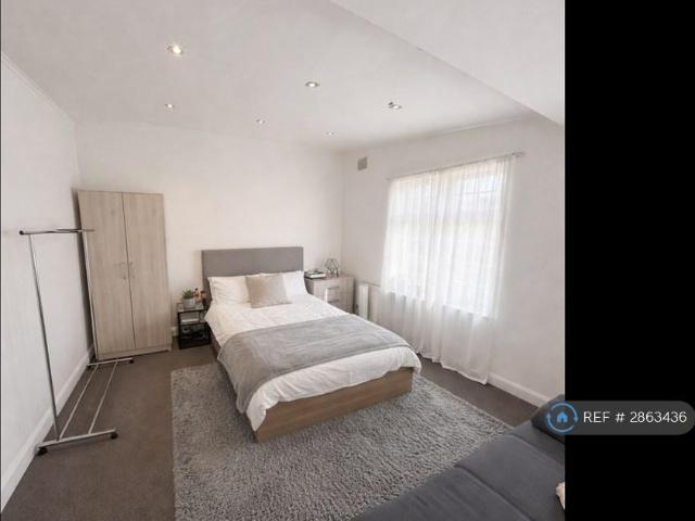 1 bedroom house share to rent