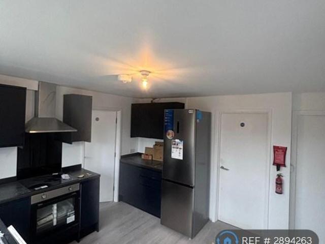1 bedroom house share to rent