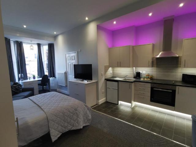 1 bedroom house share to rent
